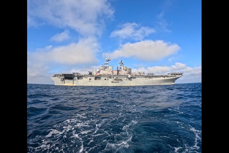 Venezuelan fighter jets make aggressive low pass over USS Jason Dunham ...